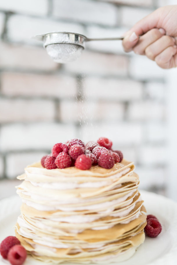 Berry Cream Crêpe Cake - patterns & prosecco