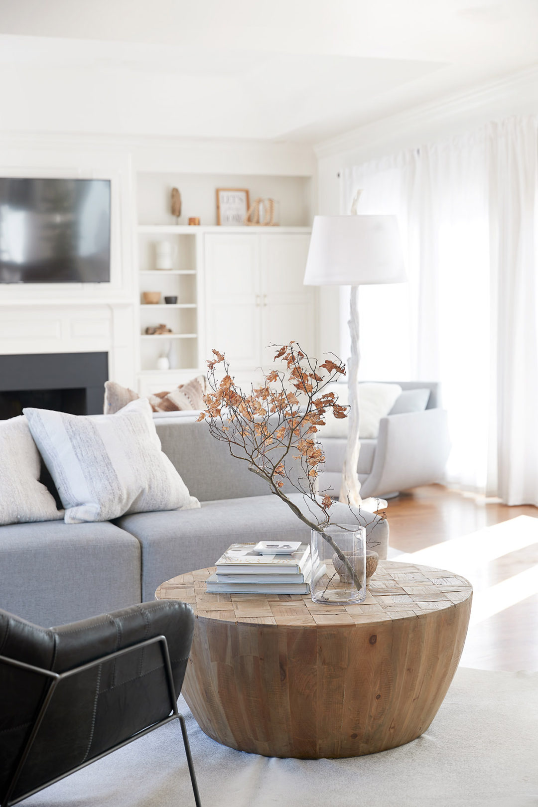 Inspired Interiors: Neutral and Organic Forever Home - patterns & prosecco