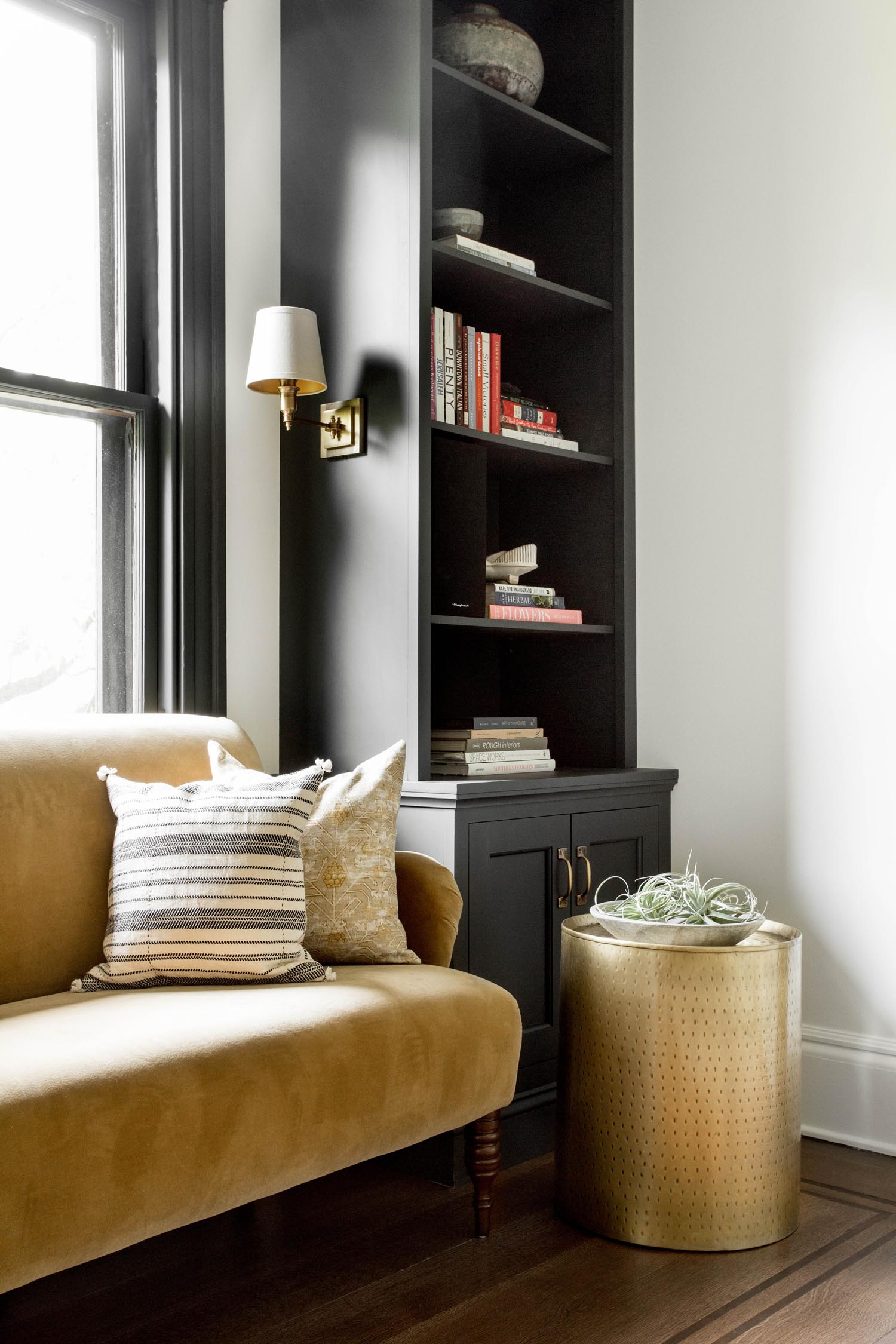 Inspired Interiors: Cozy Character - patterns & prosecco