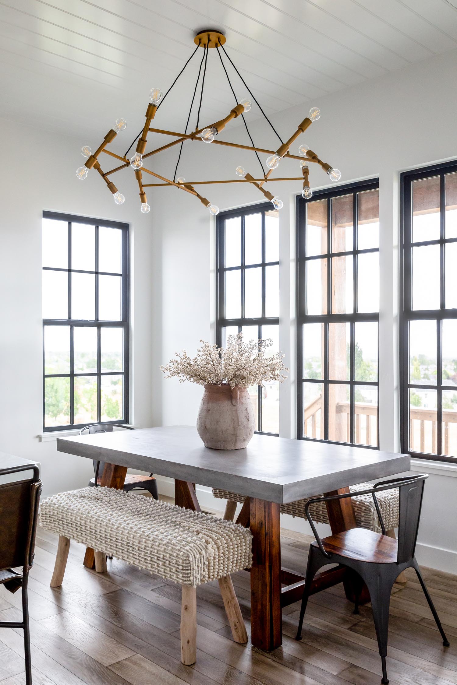 Inspired Interiors: Rustic Scandinavian Modern - patterns & prosecco